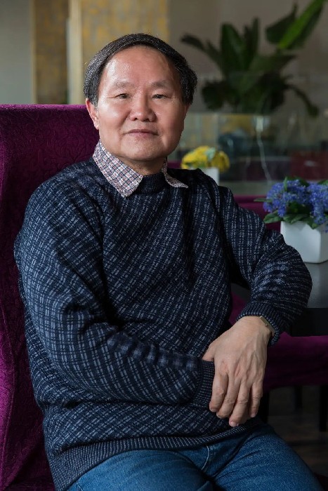 LIU QINGBANG :: Kortárs Kínai Írók