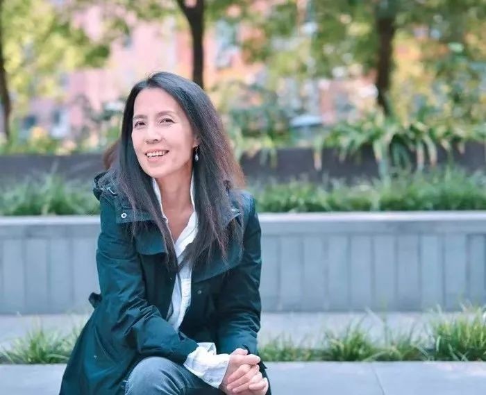 XUE YANPING :: Kortárs Kínai Írók