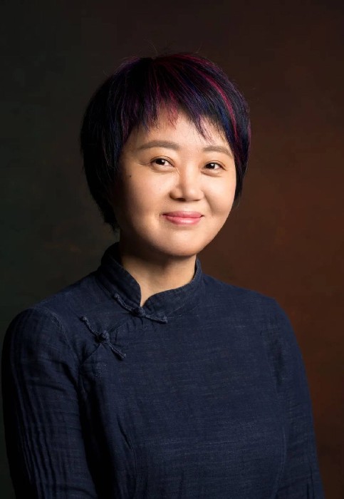 ZHOU XIAOFENG :: Kortárs Kínai Írók